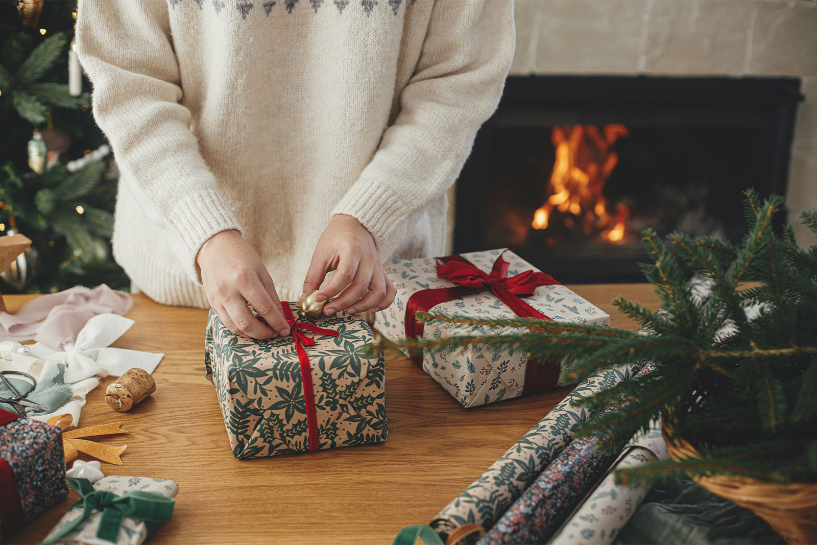 How to Wrap a Gift Using a Few Genius Tools