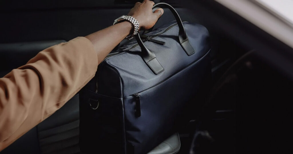 17 Best Personal Item Bags That Fit All Your Extra Essentials