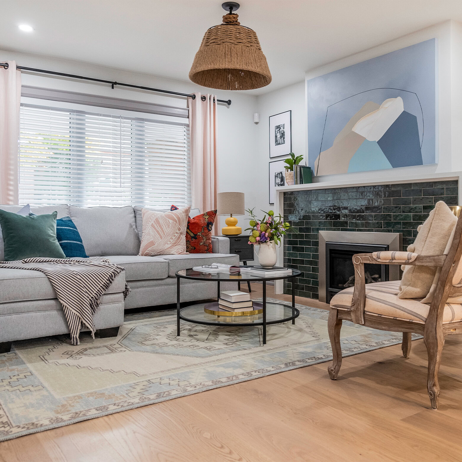 Our 19 Best Living Room Decorating Ideas to Inspire Your Reno